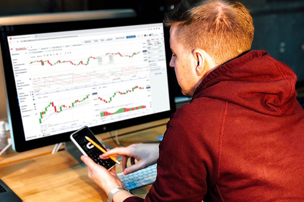 7 Tips to Prevent Emotional Decisions When Trading | IG International