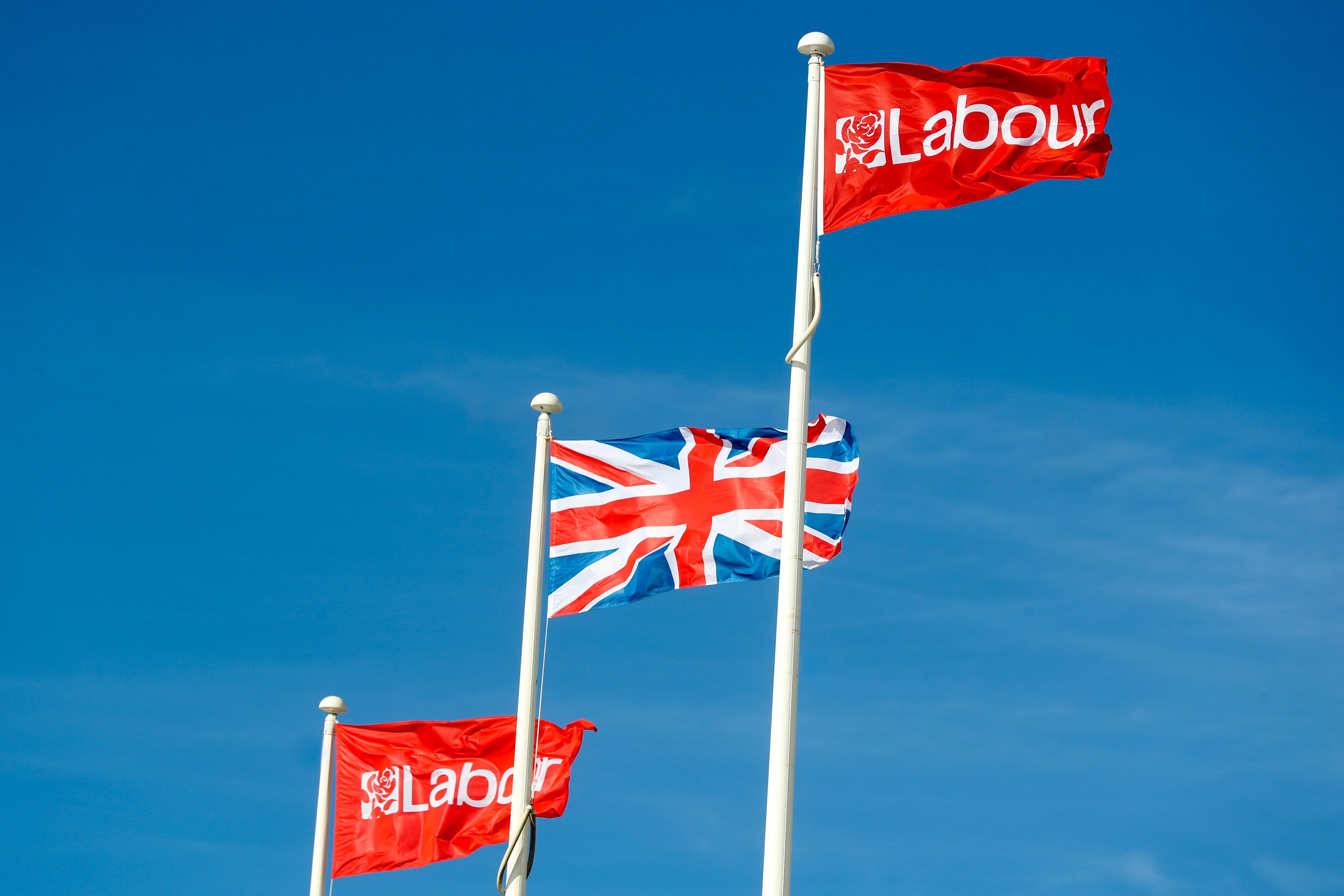 Labour backs plan to extend Article 50 deadline and delay Brexit | IG UK