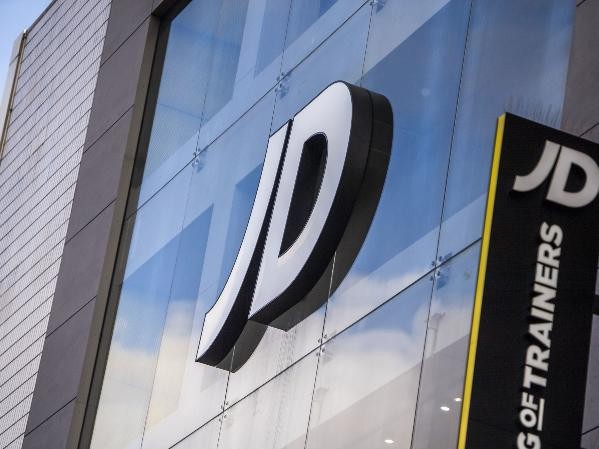 JD Sports Fashion: Growth Strategy Amid Retail Industry Changes - IG UK