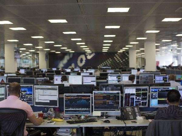 What are Speculative Bubbles and How do you Trade them? | IG International